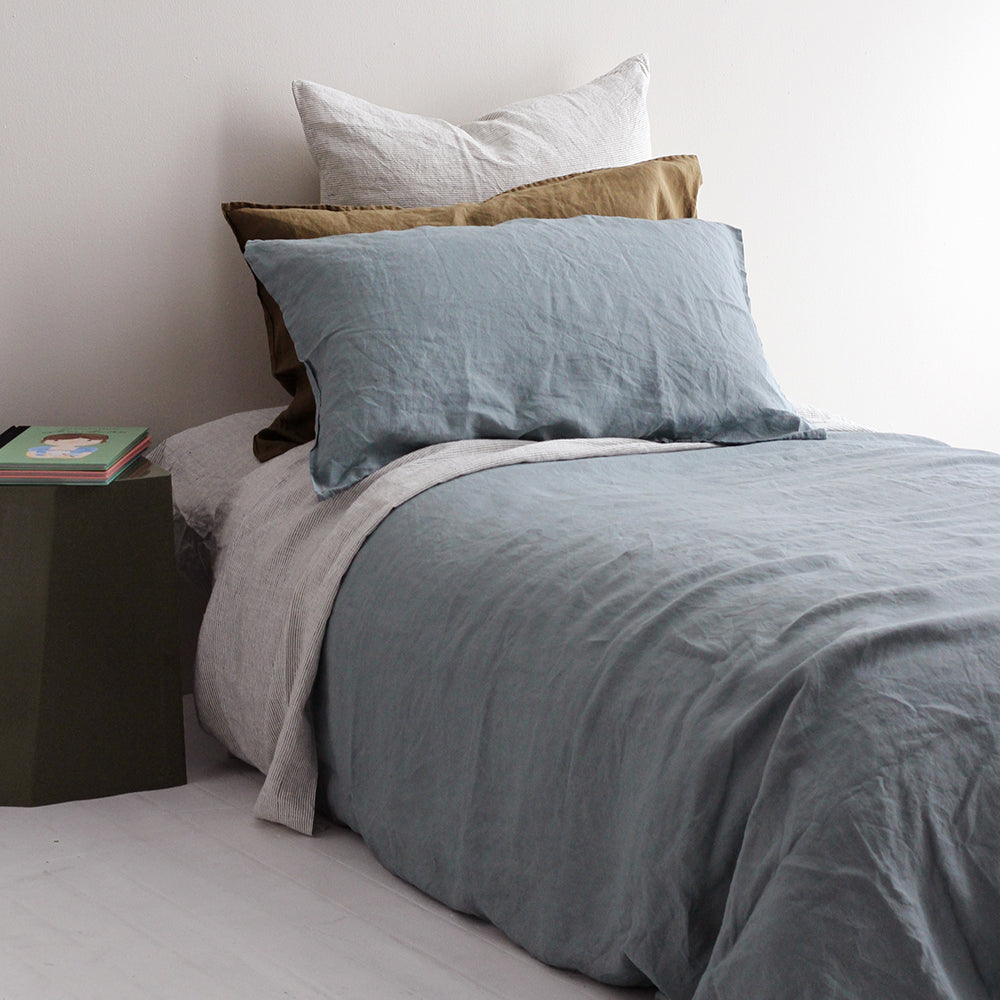 A&C European Linen Duvet Set - Lake, King Single – A&C Homestore