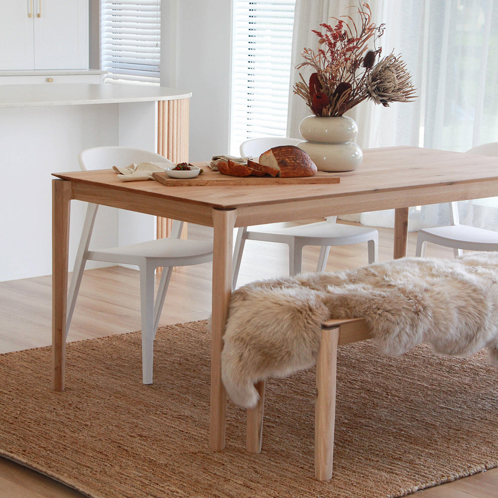 Chase Solid Oak Dining Table – A&C Homestore